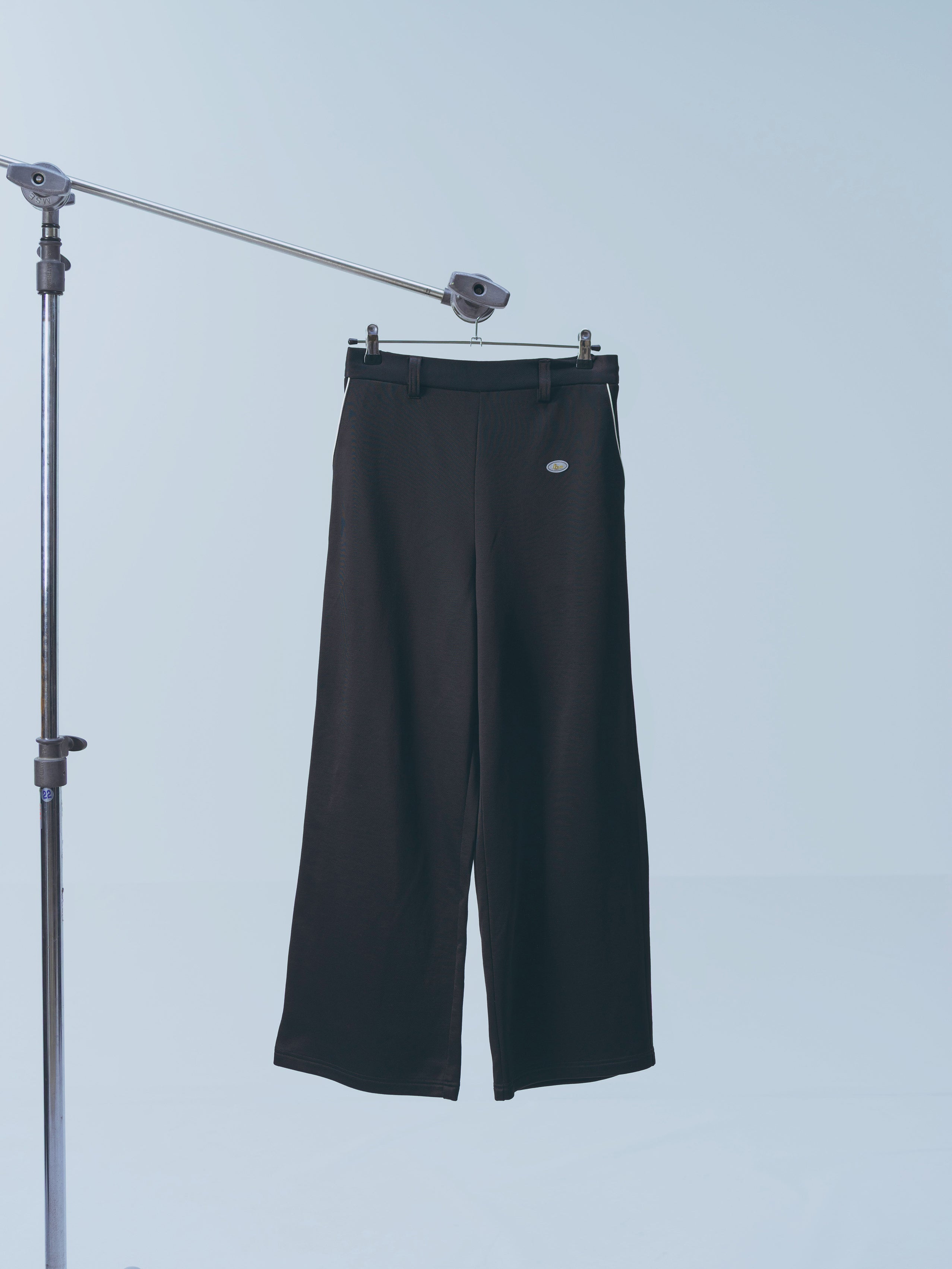 varsity pants（black） – item OfficialSTORE